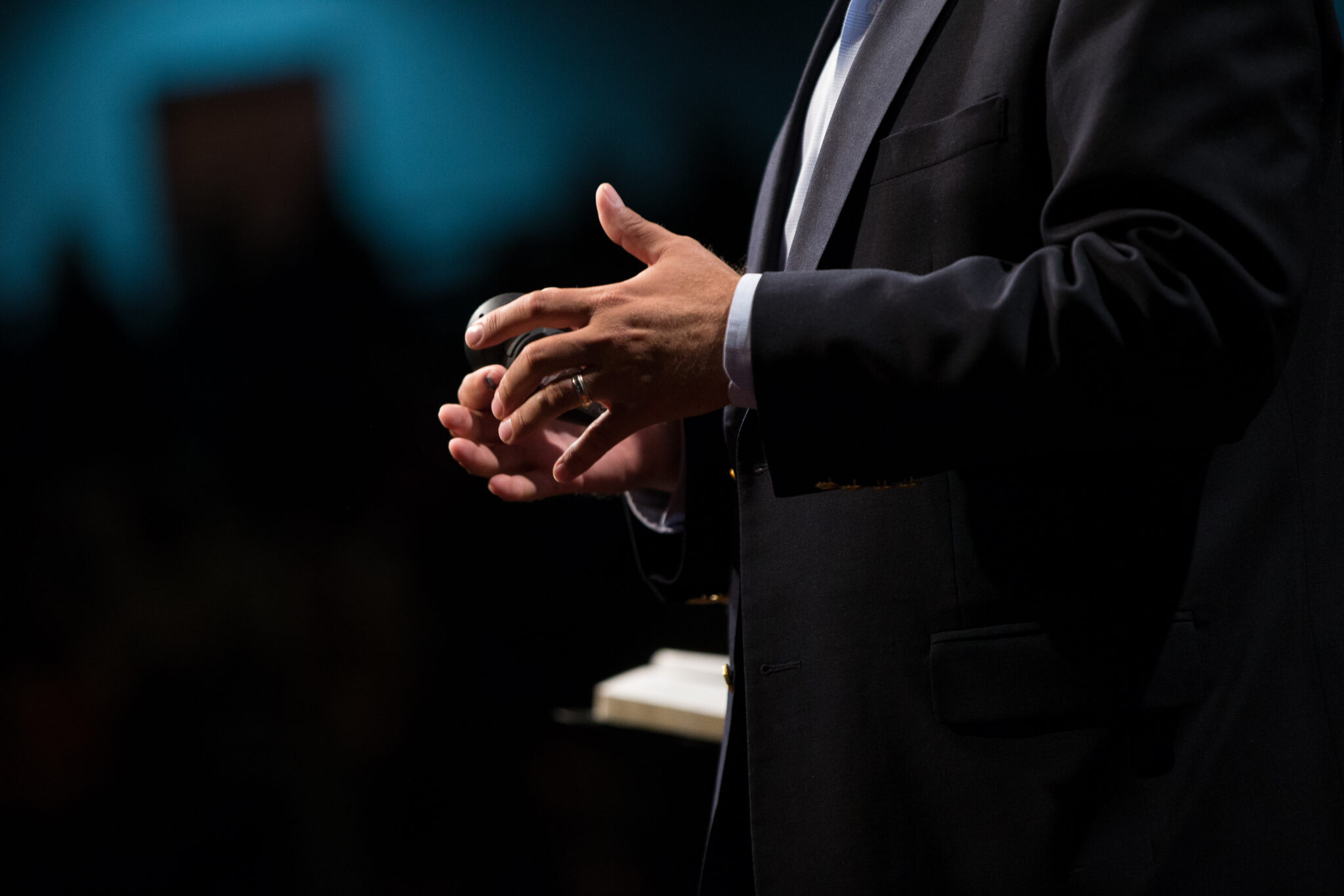 How to Become a Pastor: Guiding the Next Generation.