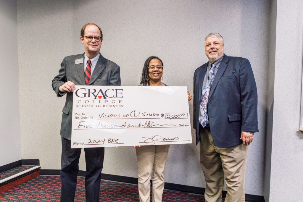 Grace College Awards $5,000 at Annual Business Plan Competition