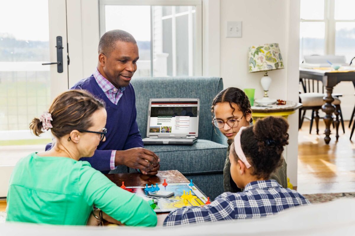 5 Benefits of Online Education for Working Adults - Grace Online