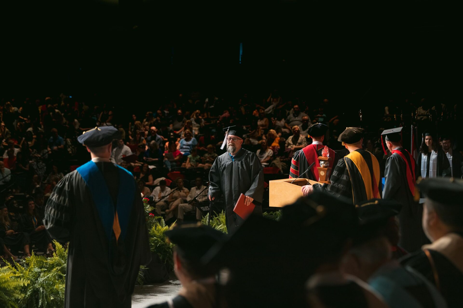 Student Conquers Obstacles in Pursuit of Online Ministry Degree