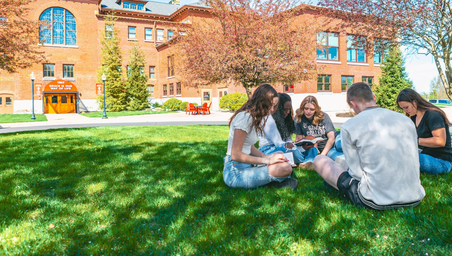 Future Students - Grace College